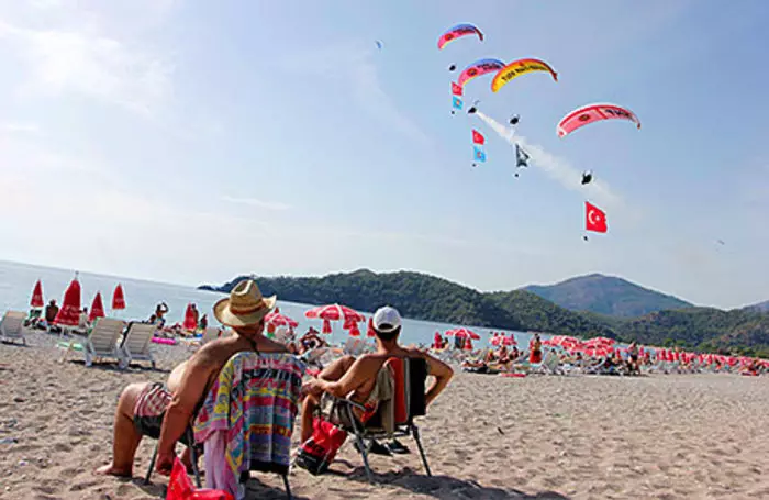 Kami membutuhkan pantai Turki. Rusia menolak untuk Krimea dan Sochi