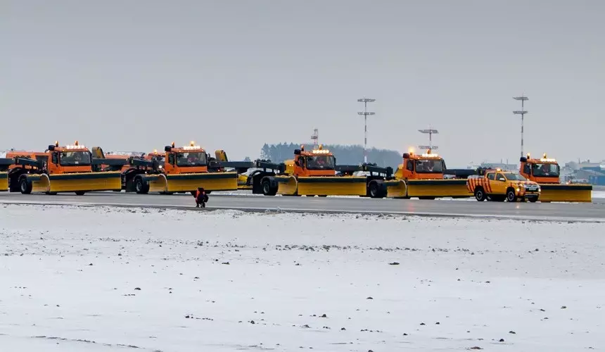 Moscow Sân bay đã vượt qua một thử nghiệm Blizzard cho năm mới cũ