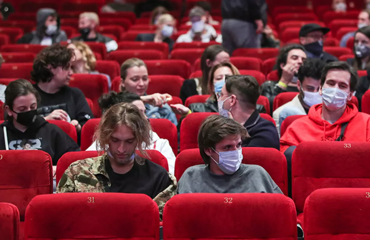 در Kaliningrad از 18 اوت، سینماها و فورف ها در مراکز خرید باز می شوند