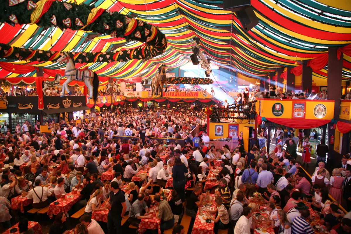Германияда "Oktoberfest" жокко чыгарылды