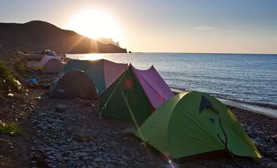 Ny rosturism dia nanoro hevitra ho any Crimea amin'ny alàlan'ny mpizaha tany