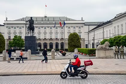 Yon lòt peyi deside louvri fwontyè pou Larisi