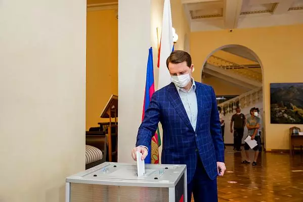 La votació preliminar a Sotxi té lloc a més de 30 producció contínua
