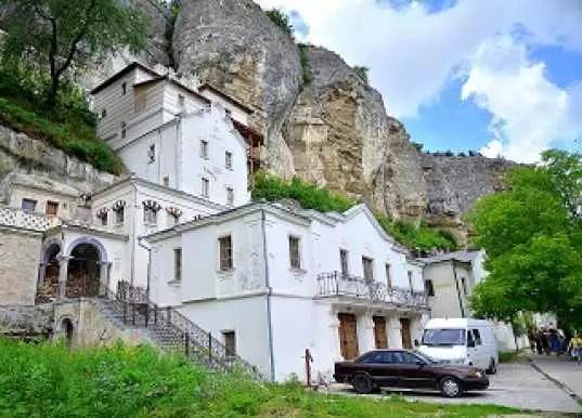 Top 5 piccole città russe per le vacanze estive: dalla Crimea a Altai