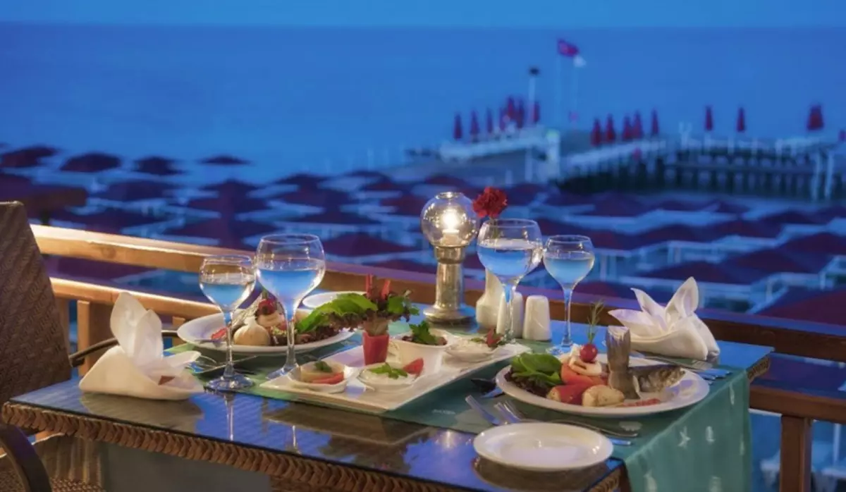 Tempat di hotel Turki untuk musim sejuk dibeli pada musim panas