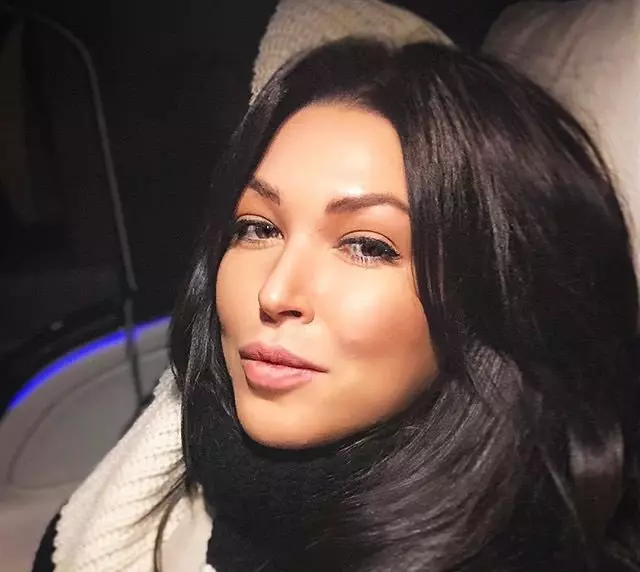 Irina Dubtsova gode di vacanze invernali nelle Maldive