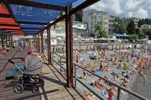 ロシアのサウスリゾーツ夏季の開会日