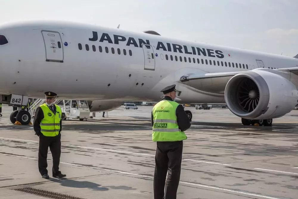 Japannese lugdiens het vlugte oopgemaak na Tokio van Sheremetyevo