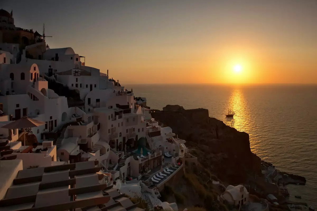 Il-Greċja għandha l-intenzjoni li ssir waħda miż-żoni kostanti tat-turiżmu