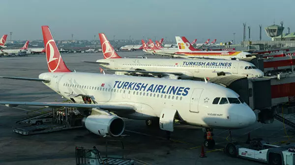 Turkish Airlines mun halda áfram flug frá St Petersburg til Tyrklands frá 2. ágúst