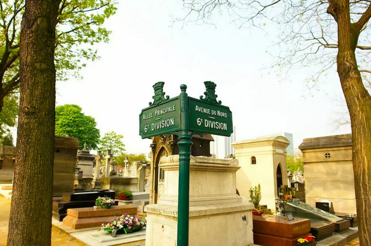 Montparnasse Cemetery, Parijs, Frankrijk, Europa