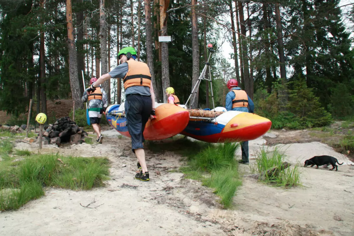 In Karelia, van 9 juni, opende de objecten van de toeristische show