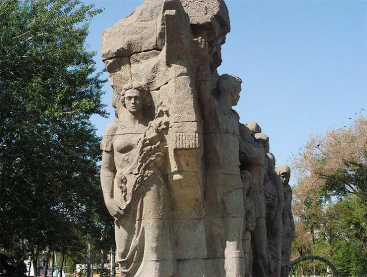 Mamaev Kurgan - Volgograd, Rusia. Semak, gambar, pemandangan sejarah 350796_13