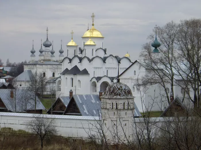 Pokrovsky ქალთა მონასტერი Suzdal