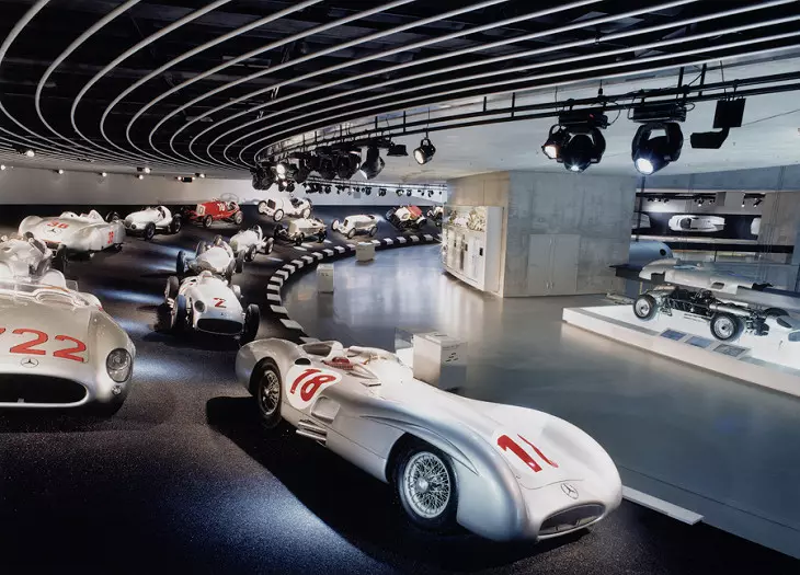 Museum Mercedes-Benz, Stuttgart, Land Baden-Württemberg, Almanya, Ewropa