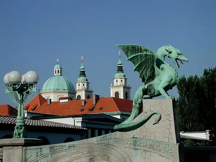 Драгонн көпүрөсү, Любляна, Словения, Европа