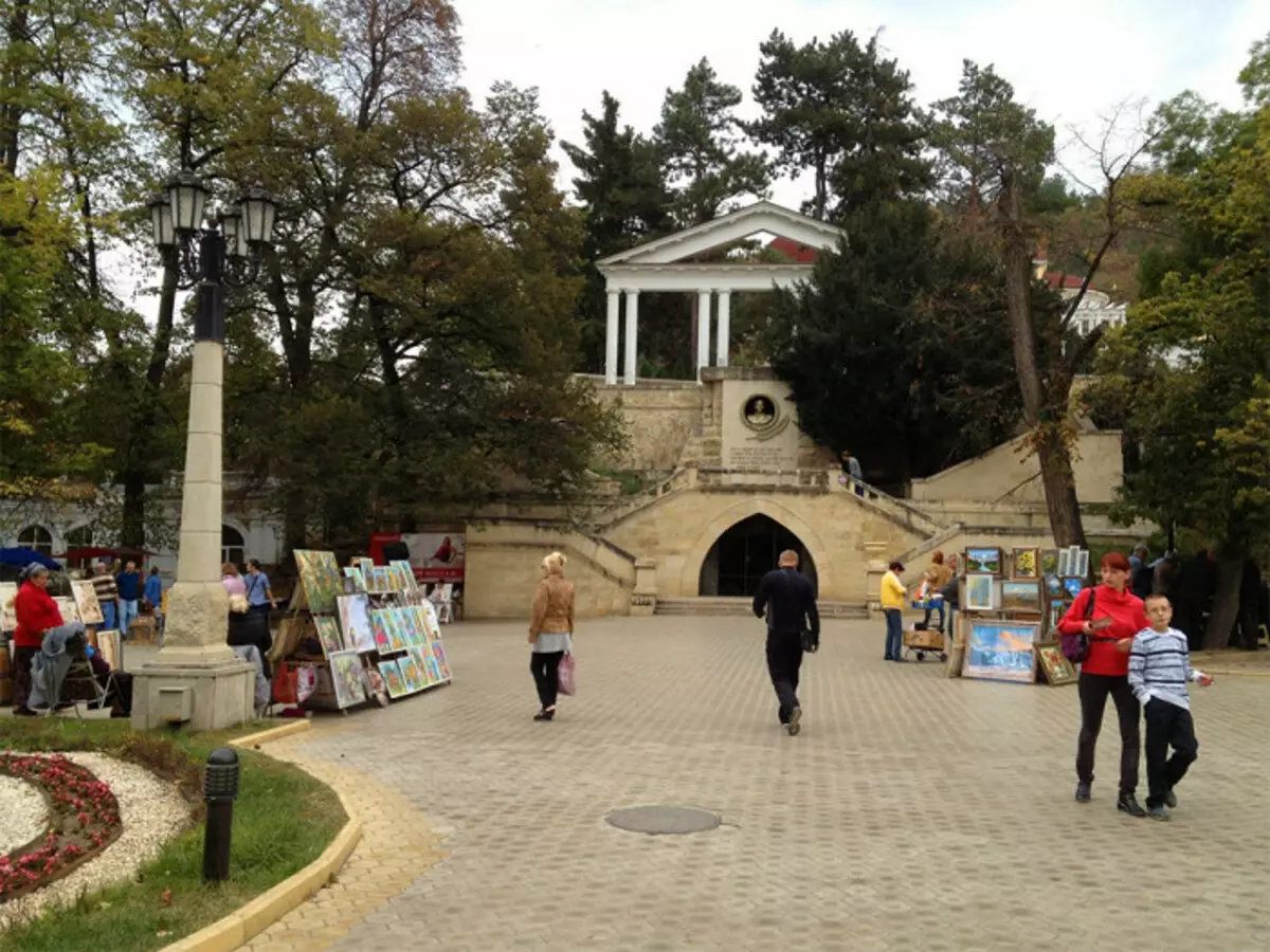 ຣີສອດ Park - Kiselovodsk, ຣັດເຊຍ. ການທົບທວນຄືນ, ຮູບພາບ, ຈຸດຊອກຫາຂອງປະຫວັດສາດ 351766_4