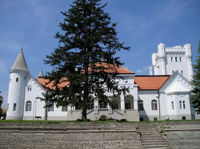 Қасри Dubnerger, Novi-Bark, Serbia, Аврупо