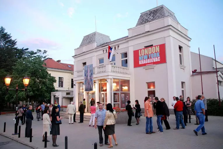 Teatro Knyazhevsko-serbio, Kraguevac, Serbia, Europa