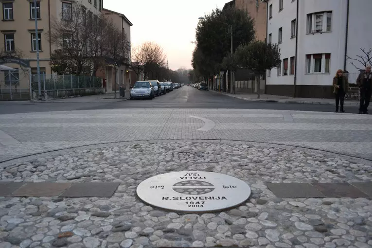 Piazza Transalpina, Gorizia, Friuli-Venice-Julia, Italiya, Turai
