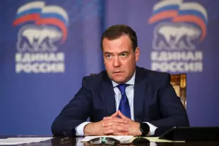 Medvedev nandefa soso-kevitra Mishuvina ho fanohanana ny fizahan-tany