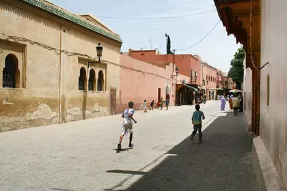 Strokovnjaki so napovedali neuspeh Maroškega načrta za vključevanje Rusov