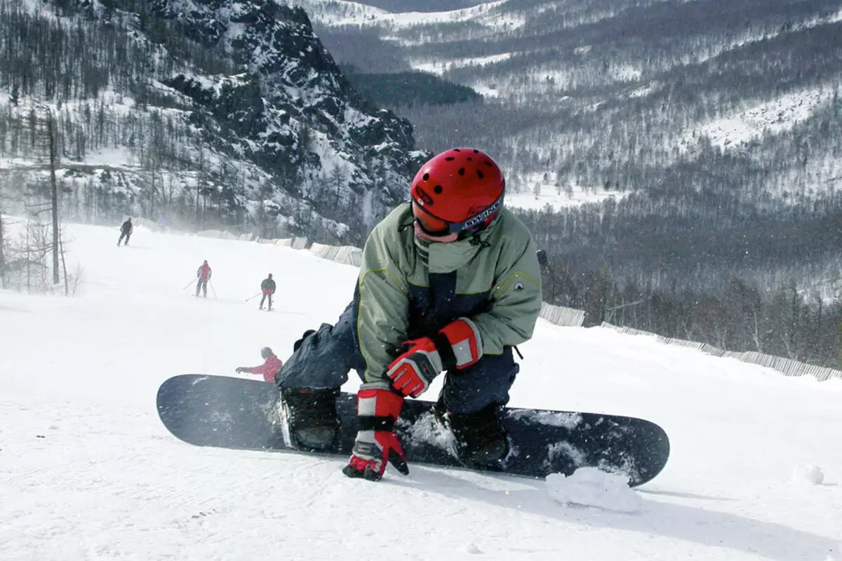 Mountain ski lovers began to actively buy Christmas tours