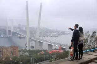 Ve Vladivostoku, nazvaný náklady na turné v DPRK na trajektu