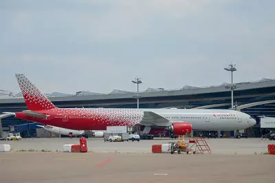 El primer avión que lleva el vuelo charter de la Federación de Rusia aterrizó en Alanya.