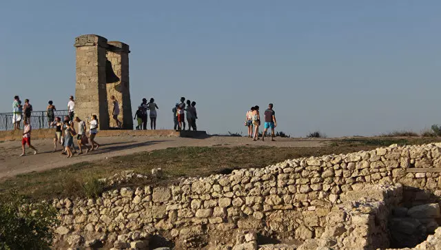 Rossiyaning o'n besh mintaqasi "Bosxoriy qirolligining" Oltin halqasi "ni yaratadi