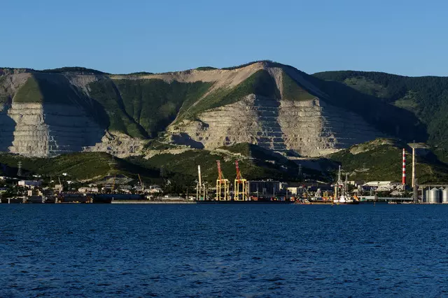 Novorossiysk Kubanis on uus bussijaam ja uus rand