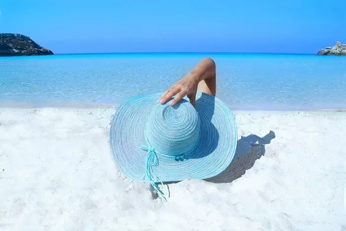 عمومی در مقابل ساحل خصوصی: جایی که در تابستان استراحت کنید