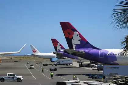 A l'aeroport nord-americana va presentar una queixa a causa de la pesada de passatgers