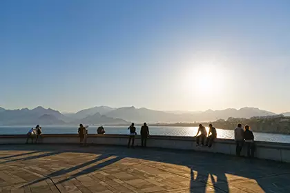 Ruslân kaam de troika-lieders yn yn it oantal toeristen yn Antalya