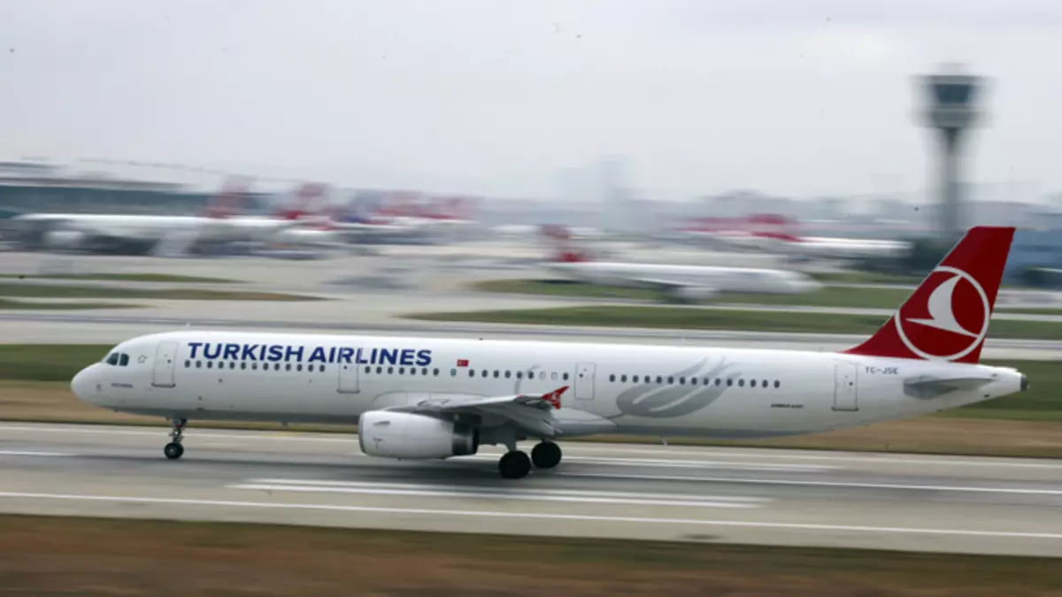 Turkish Airlines berhenti terbang dari Novosibirsk