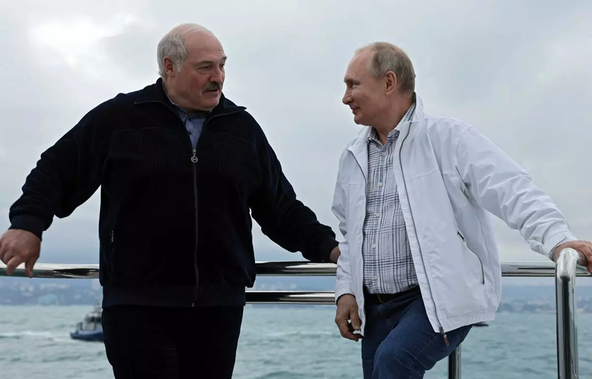 Politisk Analytiker Forklaret, hvorfor Putin lider Lukashenko i Krim - Portal / Nyheder