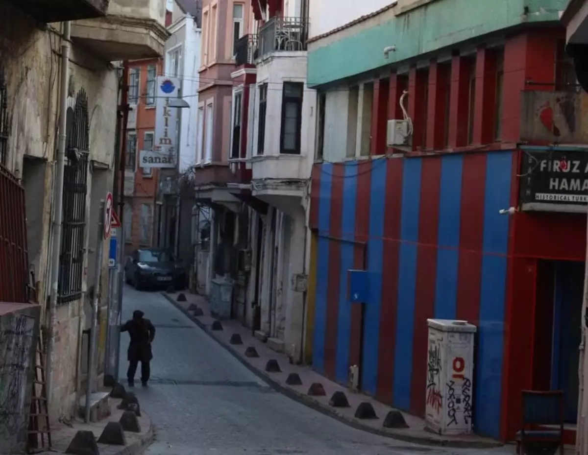 Sida aan uga lumay garoonka diyaaradaha oo aan soo baxo eeyaha dadka kale ee eeyaha ah ee Istanbul