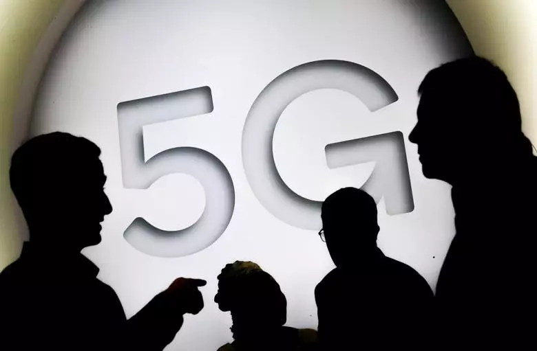 Izazinzulu ziqwalasele iteknoloji ye-5g inobuntu