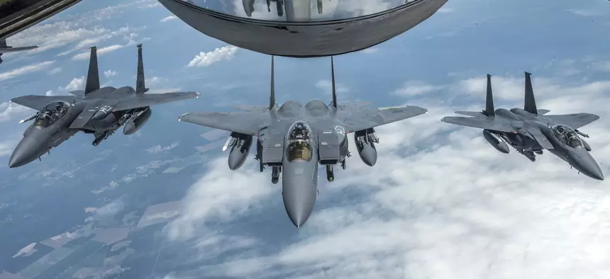 Experten uppskattade tanken på Atlantic Council att ge Ukraina 100 F-15 Fighters - portal / nyheter