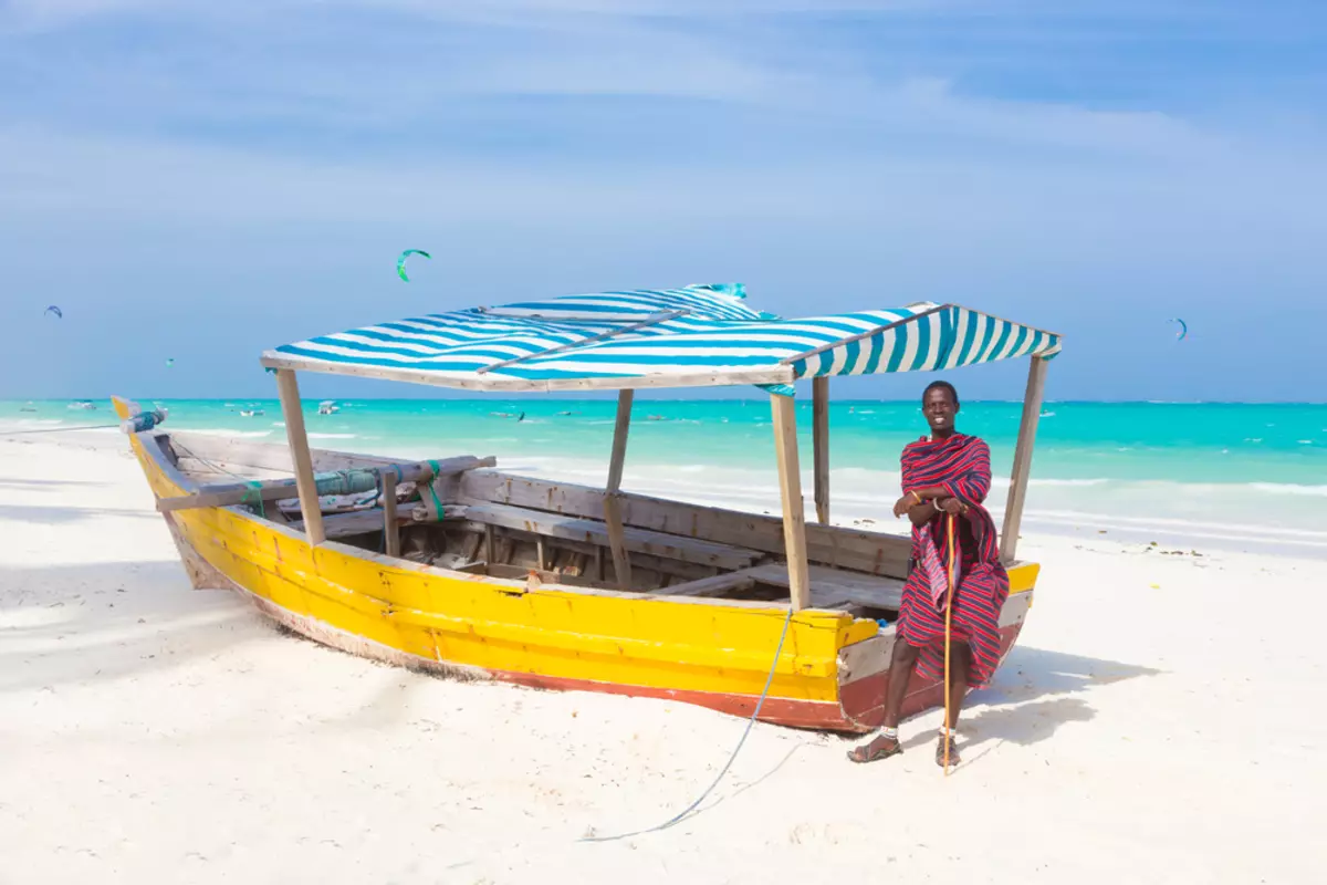 Ruská letuška zasiahla životné podmienky na Zanzibar