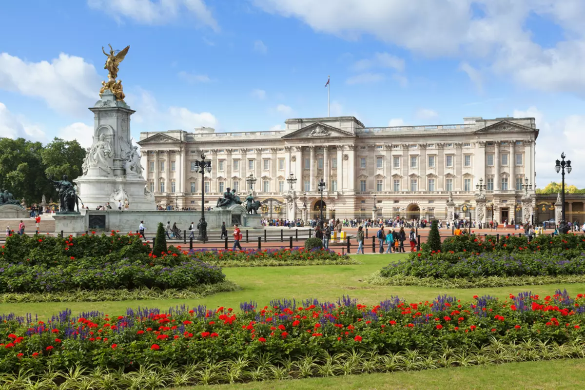 Londra'daki Buckingham Sarayı